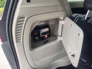 Grey Chrysler Pacifica 2022 in Klaipeda, with an engine capacity of 3.60 L and mileage of 149 thousand km for 21000 €, photo 18 on AUTOMOTO.COM.LV