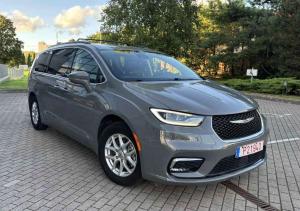 Pelēks Chrysler Pacifica 2022 Šilalė, ar dzinēja tilpumu 3.61 L un nobraukumu 151 tūkst. km par 21300 €, foto 3 vietnē AUTOMOTO.COM.LV