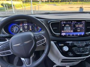 Pelēks Chrysler Pacifica 2022 Šilalė, ar dzinēja tilpumu 3.61 L un nobraukumu 151 tūkst. km par 21300 €, foto 12 vietnē AUTOMOTO.COM.LV