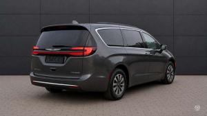 Pelēks Chrysler Pacifica 2022 Kretinga, ar dzinēja tilpumu 3.61 L un nobraukumu 187 tūkst. km par 19999 €, foto 6 vietnē AUTOMOTO.COM.LV