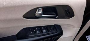 Pelēks Chrysler Pacifica 2022 Kretinga, ar dzinēja tilpumu 3.61 L un nobraukumu 187 tūkst. km par 19999 €, foto 12 vietnē AUTOMOTO.COM.LV