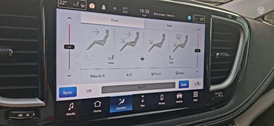 Pelēks Chrysler Pacifica 2022 Kretinga, ar dzinēja tilpumu 3.61 L un nobraukumu 187 tūkst. km par 19999 €, foto 18 vietnē AUTOMOTO.COM.LV