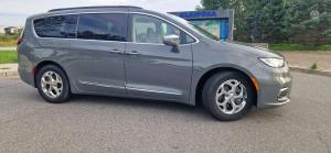 Grey Chrysler Pacifica 2022 in Klaipeda, with an engine capacity of 3.60 L and mileage of 68 thousand km for 25850 €, photo 6 on AUTOMOTO.COM.LV