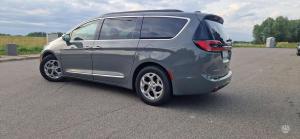 Grey Chrysler Pacifica 2022 in Klaipeda, with an engine capacity of 3.60 L and mileage of 68 thousand km for 25850 €, photo 12 on AUTOMOTO.COM.LV
