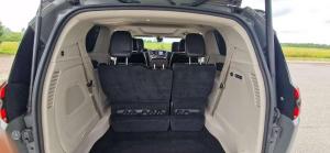 Grey Chrysler Pacifica 2022 in Klaipeda, with an engine capacity of 3.60 L and mileage of 68 thousand km for 25850 €, photo 34 on AUTOMOTO.COM.LV