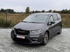 Серый Крайслер Пасифик 2022 в Клайпеда, объемом двигателя 3.60 л и пробегом 181 тыс. км за 26200 €, фото  на AUTOMOTO.COM.LV
