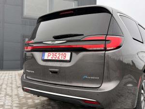 Pelēks Chrysler Pacifica 2022 Klaipėda, ar dzinēja tilpumu 3.60 L un nobraukumu 181 tūkst. km par 26200 €, foto 18 vietnē AUTOMOTO.COM.LV