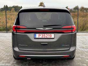 Pelēks Chrysler Pacifica 2022 Klaipėda, ar dzinēja tilpumu 3.60 L un nobraukumu 181 tūkst. km par 26200 €, foto 24 vietnē AUTOMOTO.COM.LV