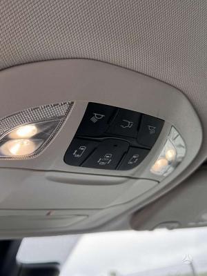 Pelēks Chrysler Pacifica 2022 Klaipėda, ar dzinēja tilpumu 3.60 L un nobraukumu 181 tūkst. km par 26200 €, foto 35 vietnē AUTOMOTO.COM.LV