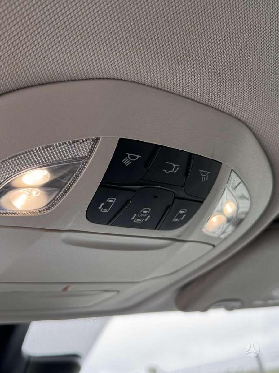 Pelēks Chrysler Pacifica 2022 Klaipėda, ar dzinēja tilpumu 3.60 L un nobraukumu 181 tūkst. km par 26200 €, foto 35 vietnē AUTOMOTO.COM.LV