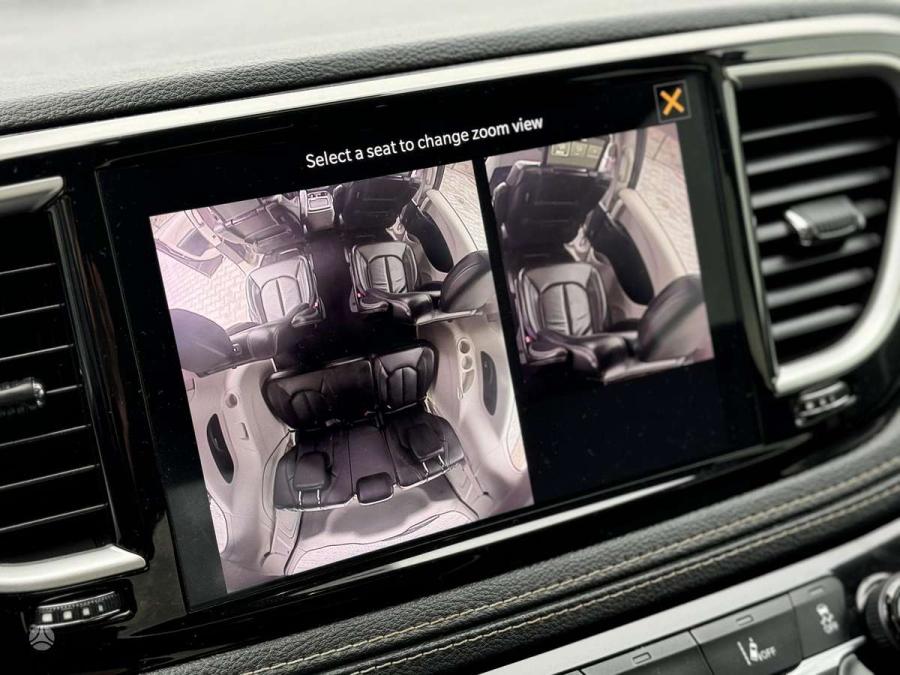 Pelēks Chrysler Pacifica 2022 Klaipėda, ar dzinēja tilpumu 3.60 L un nobraukumu 181 tūkst. km par 26200 €, foto 36 vietnē AUTOMOTO.COM.LV