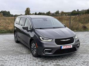 Pelēks Chrysler Pacifica 2022 Klaipėda, ar dzinēja tilpumu 3.60 L un nobraukumu 181 tūkst. km par 26200 €, foto 45 vietnē AUTOMOTO.COM.LV
