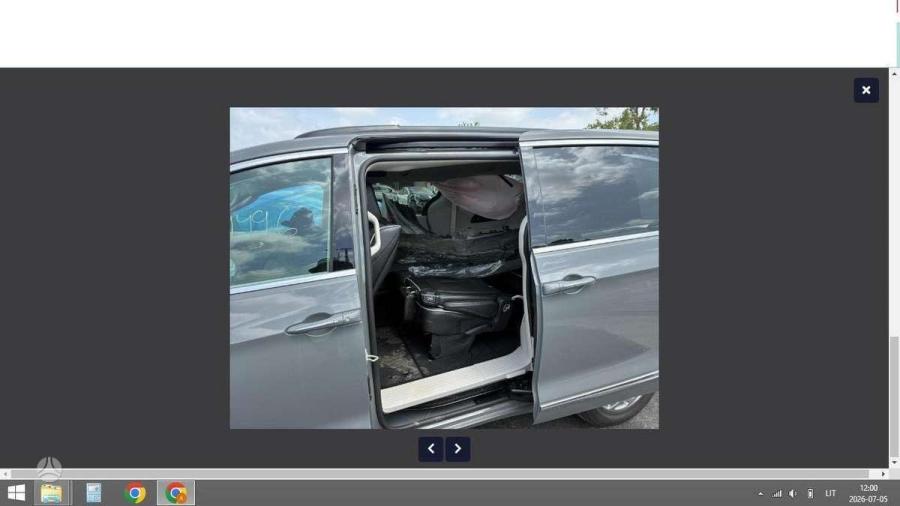 Pelēks Chrysler Pacifica 2023 Šauļi, ar dzinēja tilpumu 3.60 L un nobraukumu 55 tūkst. km par 13800 €, foto 13 vietnē AUTOMOTO.COM.LV