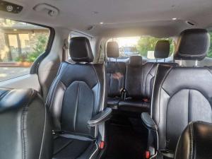 Pelēks Chrysler Pacifica 2023 Kauņa, ar dzinēja tilpumu 3.61 L un nobraukumu 96 tūkst. km par 29900 €, foto 13 vietnē AUTOMOTO.COM.LV