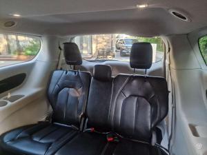Pelēks Chrysler Pacifica 2023 Kauņa, ar dzinēja tilpumu 3.61 L un nobraukumu 96 tūkst. km par 29900 €, foto 14 vietnē AUTOMOTO.COM.LV