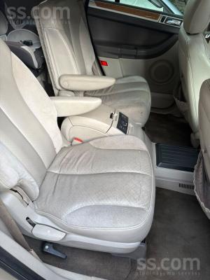 Pelēks Chrysler Pacifica 2025 Rīga, ar dzinēja tilpumu 3.50 L un nobraukumu 252 tūkst. km par 1190 €, foto 3 vietnē AUTOMOTO.COM.LV
