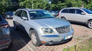 Grey Chrysler Pacifica 2004 in Ventspils, with an engine capacity of 3.50 L and mileage of 385 thousand km for 1700 €, photo 5 on AUTOMOTO.COM.LV