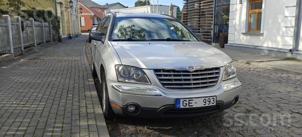 Grey Chrysler Pacifica 2004 in Ventspils, with an engine capacity of 3.50 L and mileage of 386 thousand km for 1100 €, photo 5 on AUTOMOTO.COM.LV