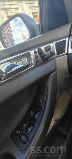 Pelēks Chrysler Pacifica 2004 Ventspils, ar dzinēja tilpumu 3.50 L un nobraukumu 386 tūkst. km par 1100 €, foto 9 vietnē AUTOMOTO.COM.LV