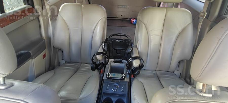 Pelēks Chrysler Pacifica 2004 Ventspils, ar dzinēja tilpumu 3.50 L un nobraukumu 386 tūkst. km par 1100 €, foto 12 vietnē AUTOMOTO.COM.LV