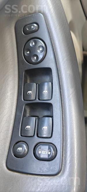Pelēks Chrysler Pacifica 2004 Ventspils, ar dzinēja tilpumu 3.50 L un nobraukumu 386 tūkst. km par 1100 €, foto 17 vietnē AUTOMOTO.COM.LV