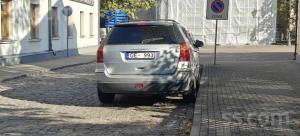 Pelēks Chrysler Pacifica 2004 Ventspils, ar dzinēja tilpumu 3.50 L un nobraukumu 386 tūkst. km par 1100 €, foto 24 vietnē AUTOMOTO.COM.LV