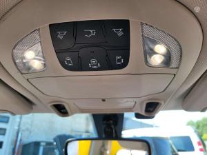 Grey Chrysler Pacifica 2020 in Siauliai, with an engine capacity of 3.60 L and mileage of 141 thousand km for 17450 €, photo 29 on AUTOMOTO.COM.LV