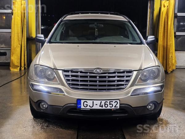 Chrysler Pacifica 2004 in Riga, with an engine capacity of 3.50 L and mileage of 279 thousand km for 1990 €, photo 1 on AUTOMOTO.COM.LV