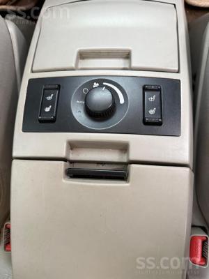 Chrysler Pacifica 2008 in Jurmala, with an engine capacity of 4.00 L and mileage of 297 thousand km for 2300 €, photo 9 on AUTOMOTO.COM.LV
