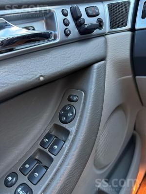 Chrysler Pacifica 2008 in Jurmala, with an engine capacity of 4.00 L and mileage of 297 thousand km for 2300 €, photo 12 on AUTOMOTO.COM.LV