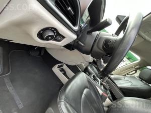 Chrysler Pacifica 2017 in Riga, with an engine capacity of 3.60 L and mileage of 0 thousand km for 15899 €, photo 17 on AUTOMOTO.COM.LV