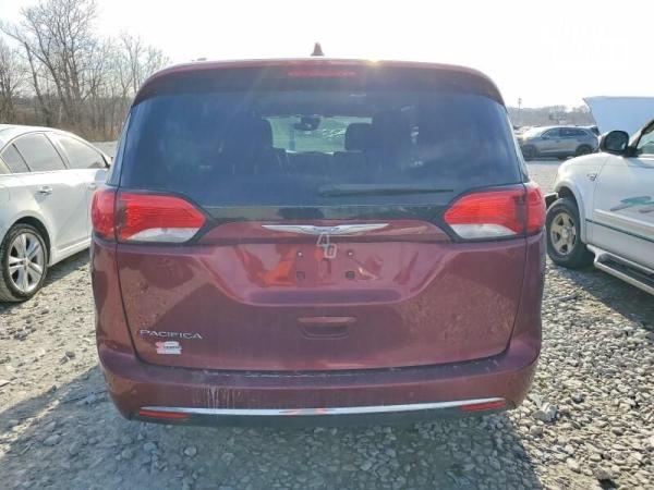 Chrysler Pacifica 2017 in Klaipeda, with an engine capacity of 3.60 L and mileage of 280 thousand km for 7800 €, photo 6 on AUTOMOTO.COM.LV