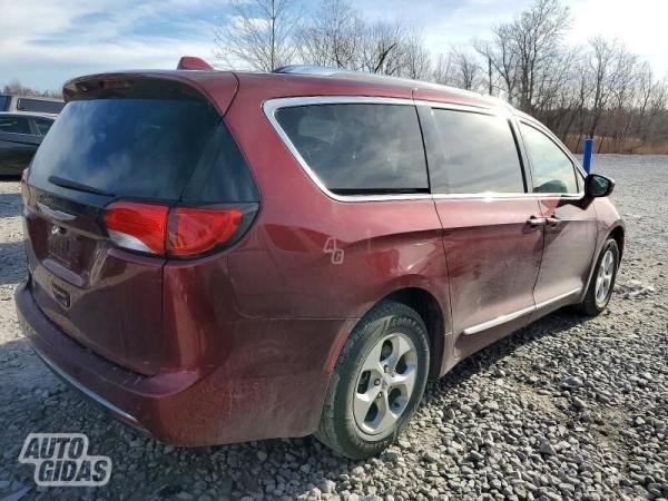 Chrysler Pacifica 2017 Klaipėda, ar dzinēja tilpumu 3.60 L un nobraukumu 280 tūkst. km par 7800 €, foto 3 vietnē AUTOMOTO.COM.LV