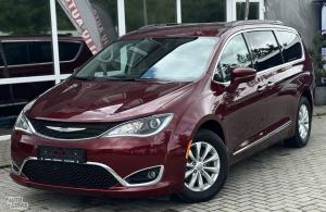 Chrysler Pacifica 2017 Radviliškis, ar dzinēja tilpumu 3.60 L un nobraukumu 165 tūkst. km par 13950 €, foto  vietnē AUTOMOTO.COM.LV