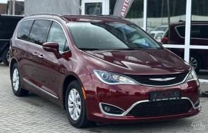 Chrysler Pacifica 2017 Radviliškis, ar dzinēja tilpumu 3.60 L un nobraukumu 165 tūkst. km par 13950 €, foto 5 vietnē AUTOMOTO.COM.LV