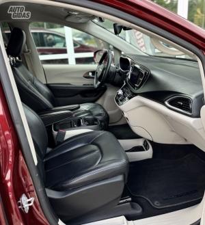 Chrysler Pacifica 2017 Radviliškis, ar dzinēja tilpumu 3.60 L un nobraukumu 165 tūkst. km par 13950 €, foto 16 vietnē AUTOMOTO.COM.LV