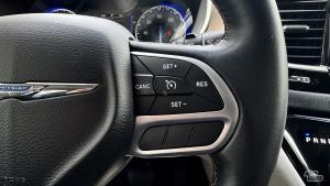 Chrysler Pacifica 2017 Radviliškis, ar dzinēja tilpumu 3.60 L un nobraukumu 165 tūkst. km par 13950 €, foto 23 vietnē AUTOMOTO.COM.LV