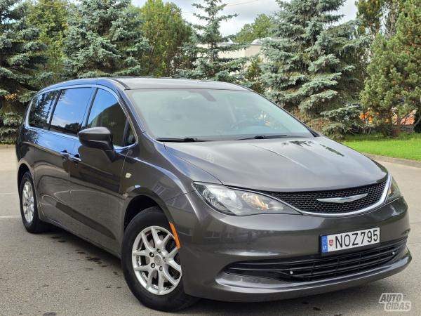 Крайслер Пасифик 2017 в Шилуте на AUTOMOTO.COM.LV Крайслер Пасифик 2017 в Шилуте, объемом двигателя 3.60 л и пробегом 260 тыс. км за 9500 €, фото 3 на AUTOMOTO.COM.LV