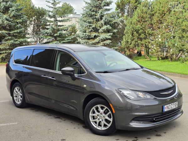 Крайслер Пасифик 2017 в Шилуте на AUTOMOTO.COM.LV Крайслер Пасифик 2017 в Шилуте, объемом двигателя 3.60 л и пробегом 260 тыс. км за 9500 €, фото 11 на AUTOMOTO.COM.LV