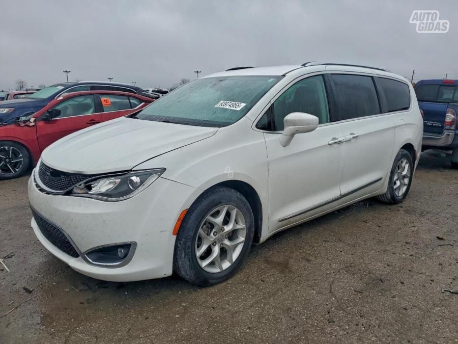 Chrysler Pacifica 2018 Klaipėda, ar dzinēja tilpumu 3.60 L un nobraukumu 250 tūkst. km par 8350 €, foto 3 vietnē AUTOMOTO.COM.LV