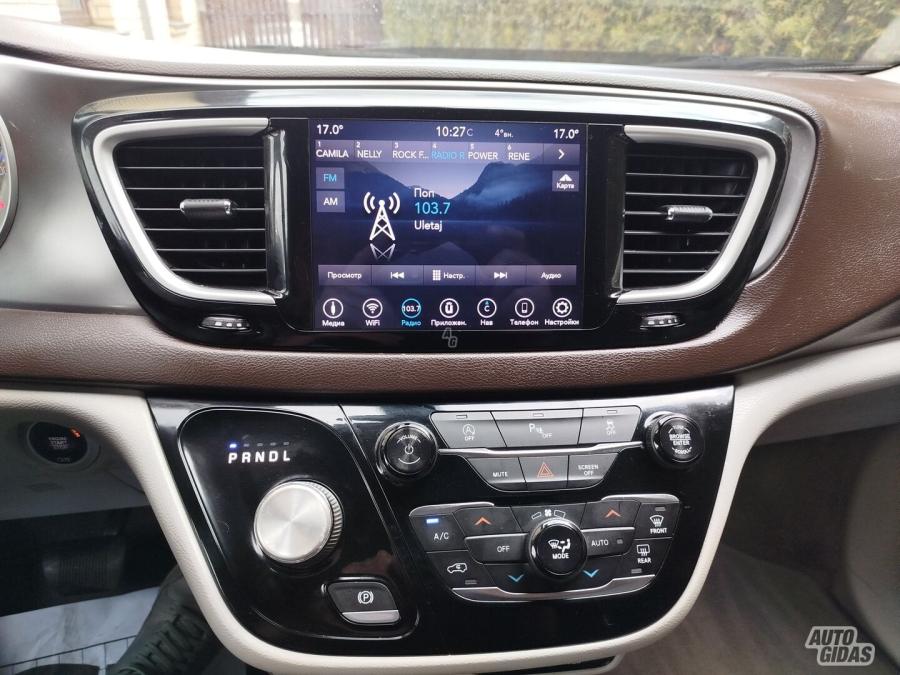 Chrysler Pacifica 2018 in Panevezys, with an engine capacity of 3.60 L and mileage of 72 thousand km for 15600 €, photo 6 on AUTOMOTO.COM.LV