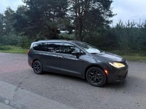 Chrysler Pacifica 2019 Kauņa, ar dzinēja tilpumu 3.60 L un nobraukumu 95 tūkst. km par 13800 €, foto 9 vietnē AUTOMOTO.COM.LV