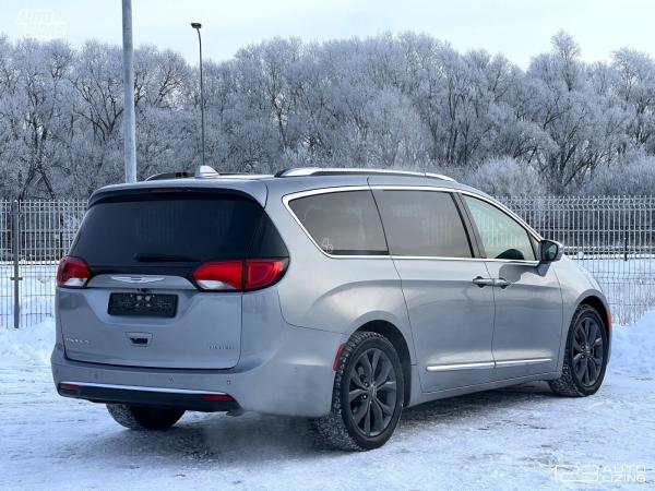 Chrysler Pacifica 2020 Tauragė, ar dzinēja tilpumu 3.60 L un nobraukumu 80 tūkst. km par 21700 €, foto 6 vietnē AUTOMOTO.COM.LV