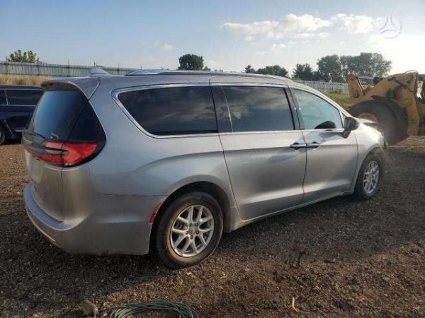 Chrysler Pacifica 2021 in Siauliai, with an engine capacity of 3.61 L and mileage of 105 thousand km for 9200 €, photo 3 on AUTOMOTO.COM.LV