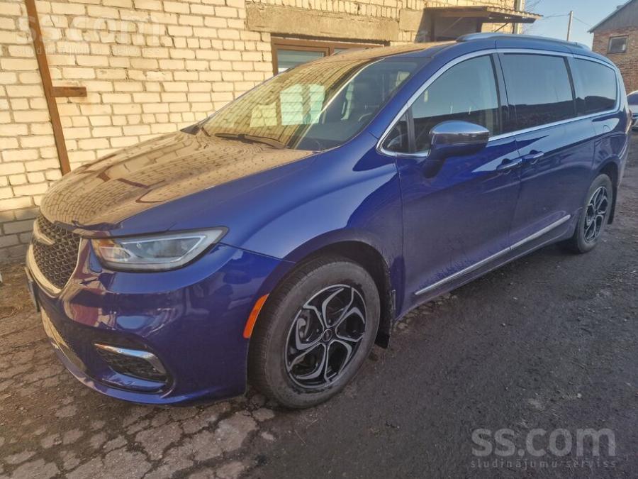 Chrysler Pacifica 2021 in Jekabpils, with an engine capacity of 3.60 L and mileage of 140 thousand km for 23900 €, photo 21 on AUTOMOTO.COM.LV