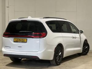 Chrysler Pacifica 2022 Klaipėda, ar dzinēja tilpumu 0.00 L un nobraukumu 184 tūkst. km par 22300 €, foto 4 vietnē AUTOMOTO.COM.LV
