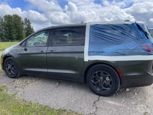 Chrysler Pacifica 2022 Kretinga, ar dzinēja tilpumu 3.60 L un nobraukumu 119 tūkst. km par 15999 €, foto 5 vietnē AUTOMOTO.COM.LV