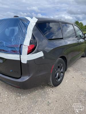 Chrysler Pacifica 2022 Kretinga, ar dzinēja tilpumu 3.60 L un nobraukumu 119 tūkst. km par 15999 €, foto 7 vietnē AUTOMOTO.COM.LV