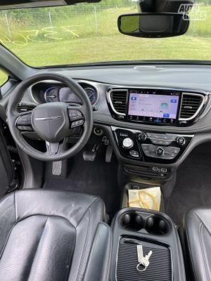 Chrysler Pacifica 2022 Kretinga, ar dzinēja tilpumu 3.60 L un nobraukumu 119 tūkst. km par 15999 €, foto 10 vietnē AUTOMOTO.COM.LV