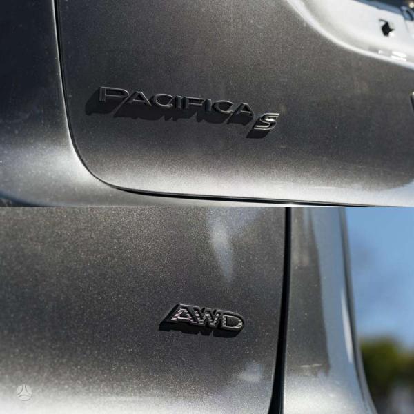 Chrysler Pacifica 2022 in Klaipeda, with an engine capacity of 3.61 L and mileage of 167 thousand km for 22999 €, photo 2 on AUTOMOTO.COM.LV